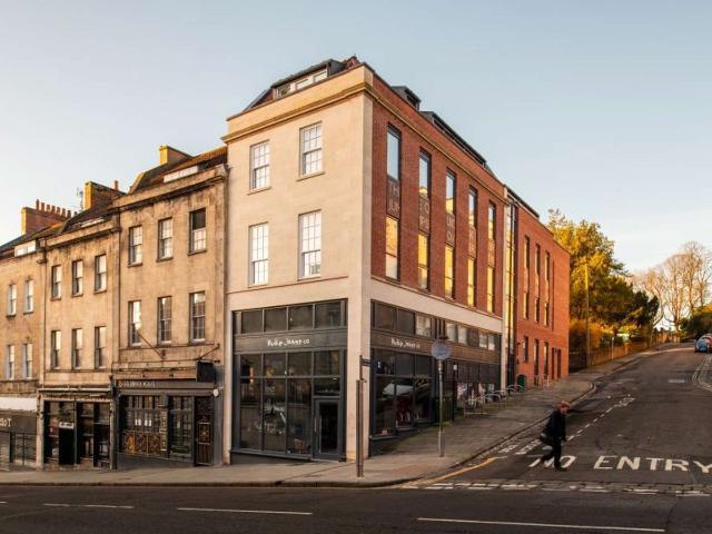 Charlotte Street, Bristol BS1, Room to rent, £1,950 pcm | PrimeLocation