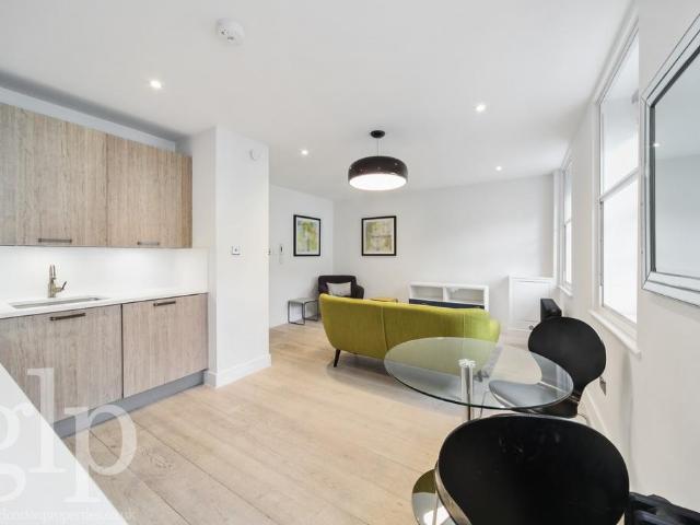 Charlotte Street, Fitzrovia, W1T 1 bed apartment to rent £3,051 pcm £704 pw