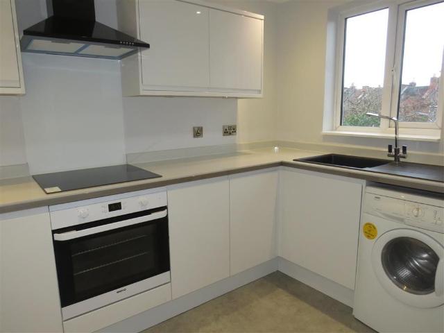 Charlotte Street, Leamington Spa CV31, 2 bed flat to rent, £1,100 pcm | PrimeLocation