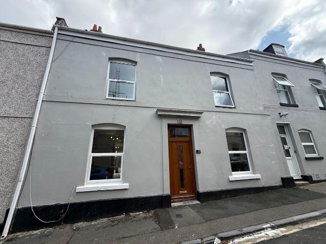 Charlotte Street, Plymouth PL2, 2 bed flat to rent, £1,200 pcm | PrimeLocation