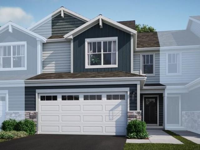 Charlotte Plan Regency Square Traditional Townhomes Community