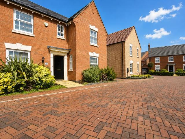 Charlotte Way, Westwood, Peterborough PE3, 4 bed detached house to rent, £1,450 pcm | PrimeLocation