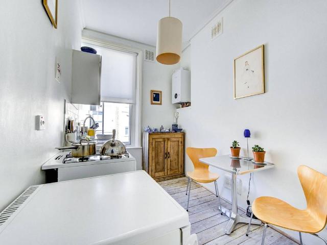 Charleville Road, Barons Court, London W14, 1 bed flat to rent, £2,600 pcm | PrimeLocation