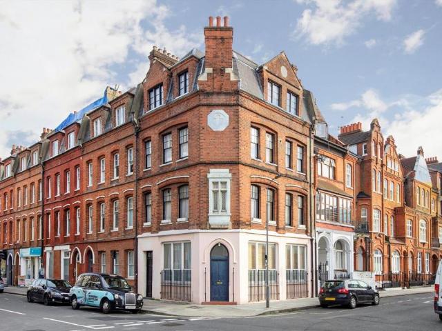 Charleville Road, London W14 1 bed flat to rent £2,000 pcm £462 pw