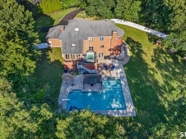 Charles Mary Dr, East Hampton, Home For Sale