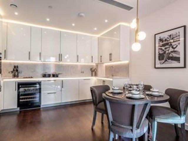 Charles Clowes Walk, Battersea, London SW11, 3 bed flat to rent, £7,215 pcm | PrimeLocation
