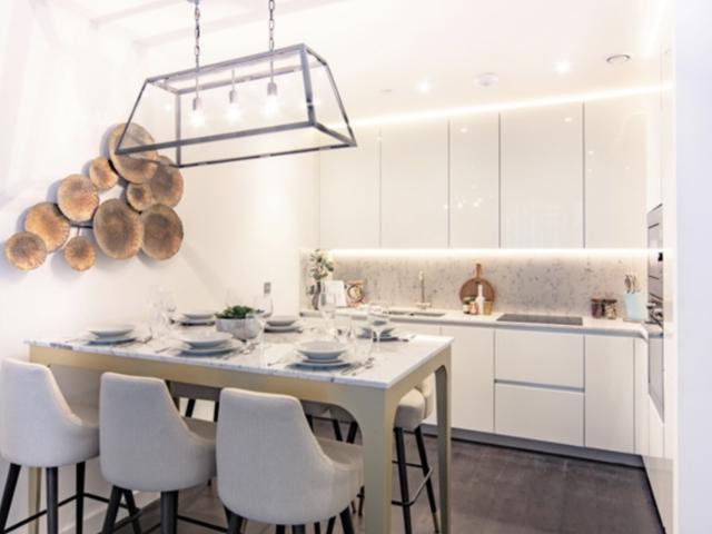 Charles Clowes Walk, London SW11 2 bed apartment to rent £4,788 pcm £1,105 pw