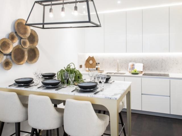 Charles Clowes Walk, London SW11 2 bed apartment to rent £4,957 pcm £1,144 pw