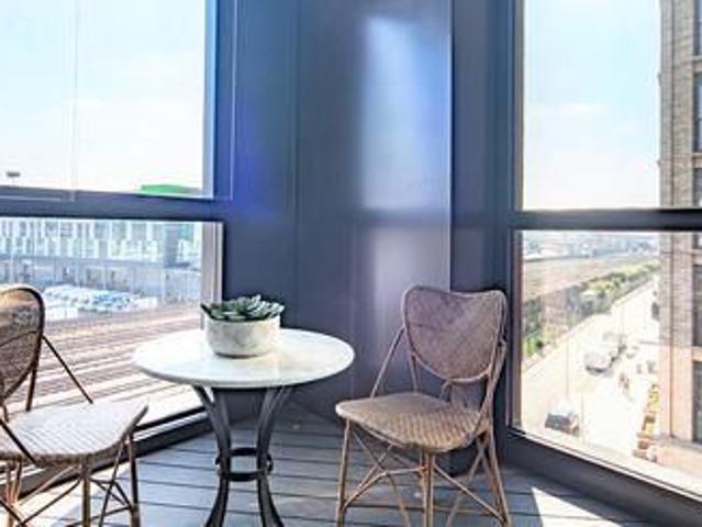 Charles Clowes Walk, London SW11, 2 bed flat to rent, £4,290 pcm | PrimeLocation