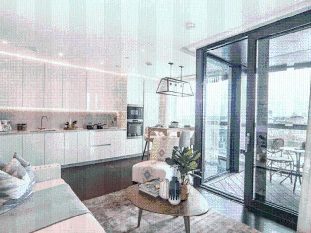 Charles Clowes Walk, London SW11, 2 bed flat to rent, £4,658 pcm | PrimeLocation