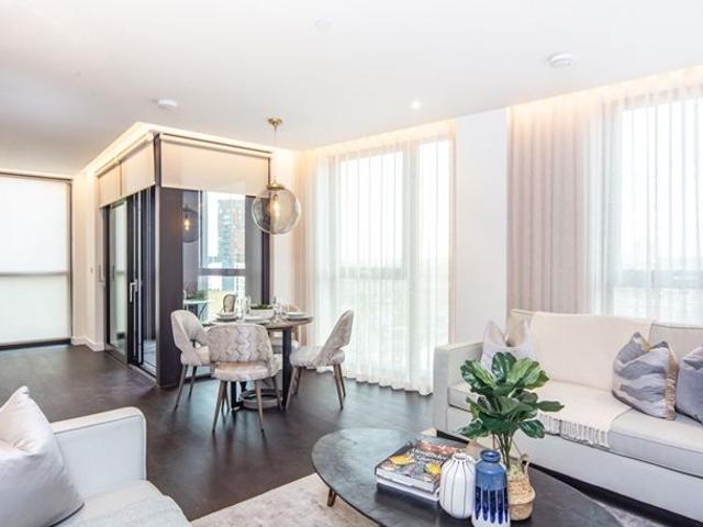 Charles Clowes Walk, London SW11, 2 bed flat to rent, £4,918 pcm | PrimeLocation