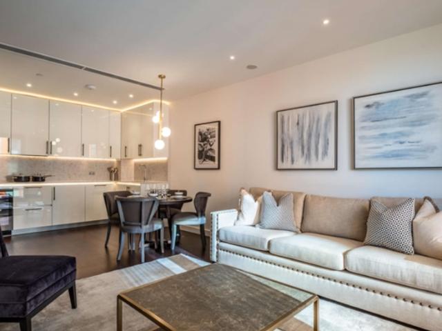Charles Clowes Walk, London SW11, 2 bed flat to rent, £7,215 pcm | PrimeLocation