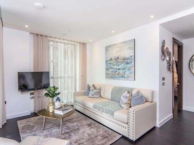 Charles Clowes Walk, London SW11, 2 bed flat to rent, £3,900 pcm | PrimeLocation