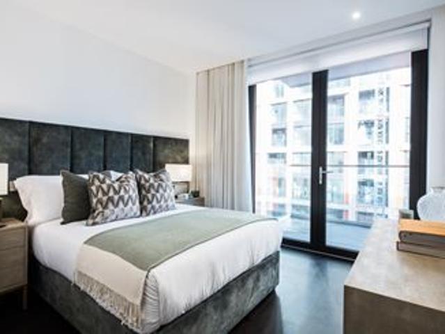Charles Clowes Walk, London SW11, 3 bed flat to rent, £6,153 pcm | PrimeLocation