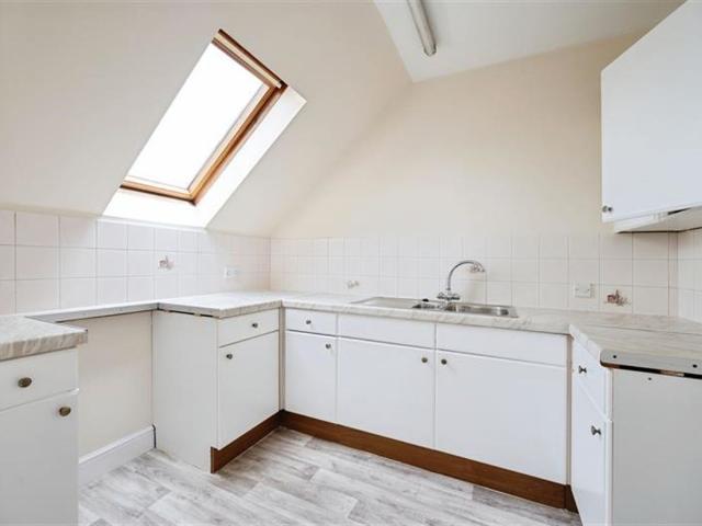 Charles Dickens Court, Portsmouth PO1, 1 bed flat to rent, £895 pcm | PrimeLocation
