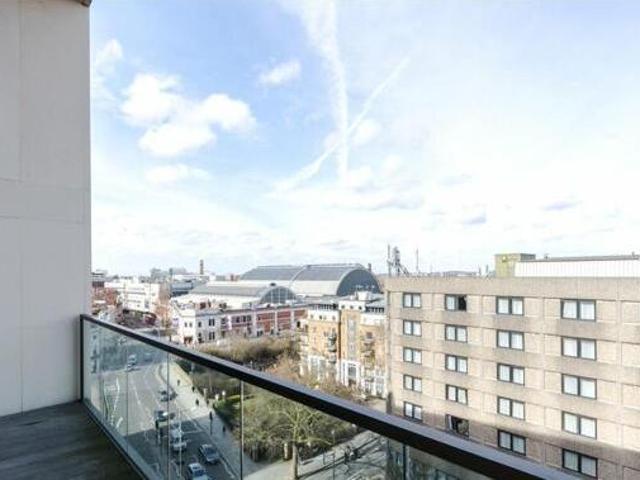 Charles House, Kensington High Street, 2 Bedroom Flat