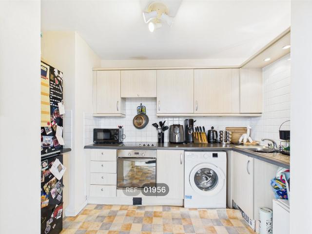 Charles House, St. Peters Street, Colchester CO1, 2 bed flat to rent, £1,100 pcm | PrimeLocation