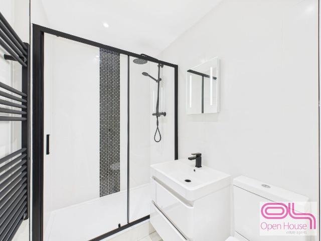 Charles House, Winckley Square, Preston PR1, 1 bed flat to rent, £800 pcm | PrimeLocation