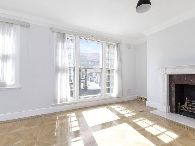 Charles II Place, London SW3, 3 bed town house to rent, £5,000 pcm | PrimeLocation