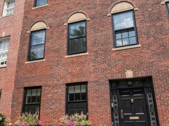 Charles River Sq, Boston, Home For Sale