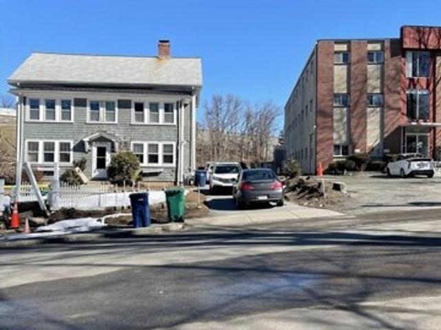 Charles St, Newton, Home For Sale
