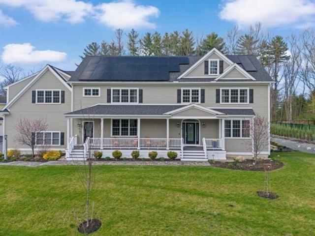 Charles St, North Reading, Home For Sale