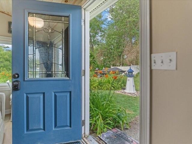 Charles St, Lakeville, Home For Sale
