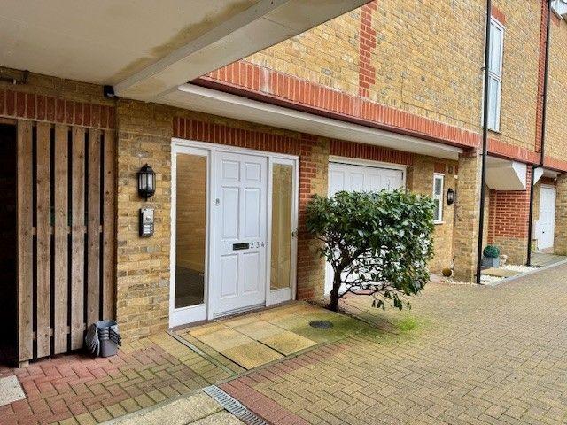 Charles Street, Tunbridge Wells TN4, 2 bed flat to rent, £1,400 pcm | PrimeLocation