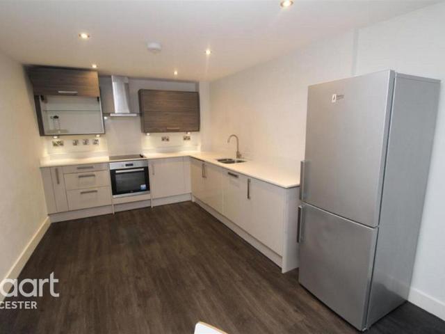 Charles Street, Leicester 2 bed apartment to rent £1,150 pcm £265 pw