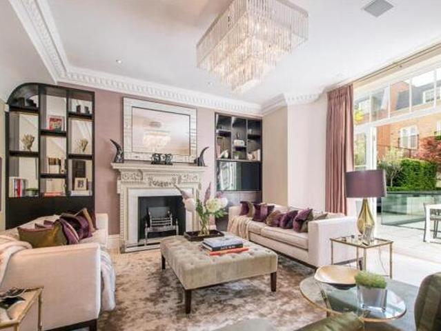 Charles Street, London, 4 Bedroom Flat
