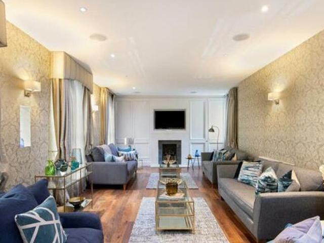 Charles Street, London, 8 Bedroom Town