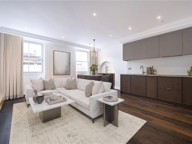 Charles Street, Mayfair W1J, 1 bed flat to rent, £7,800 pcm | PrimeLocation