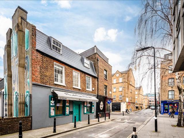 Charles Square, Shoreditch N1, 1 bed flat to rent, £2,266 pcm | PrimeLocation