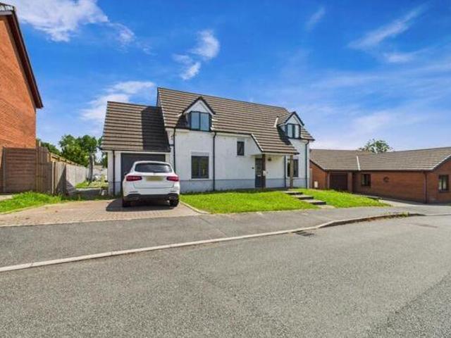 Charles Thomas Avenue, Pembroke Dock, 4 Bedroom Detached