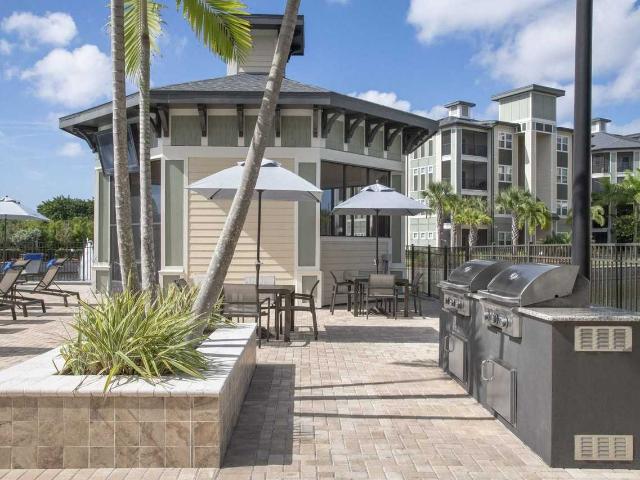 Charleston on 66th 2 Bedroom Apartment for Rent at 12700 66th St, Largo, FL 33773