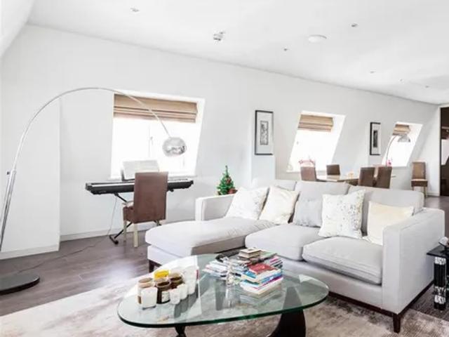 Charlie and The Chocolate Factory, 1 Aldwych, London, WC2B 4BZ, United Kingdom | 3 bed apartment for rent #140800199 | Rentberry