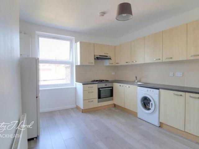 Charlton Church Lane, LONDON 2 bed apartment to rent £1,900 pcm £438 pw