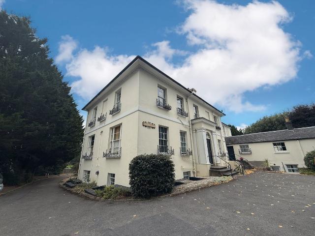 Charlton Lawn, Cheltenham GL53, 1 bed flat to rent, £1,250 pcm | PrimeLocation