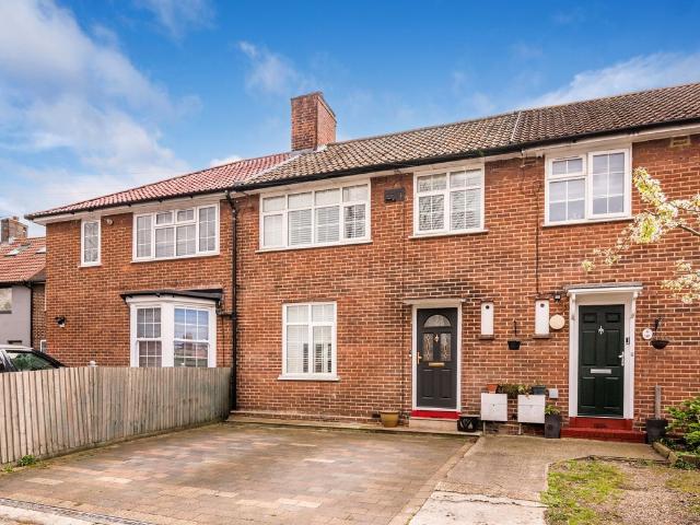 Charlton Park Lane, Charlton SE7, 3 bed terraced house to rent, £2,500 pcm | PrimeLocation