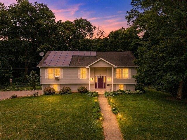 Charlton Rd, Dudley, Home For Sale