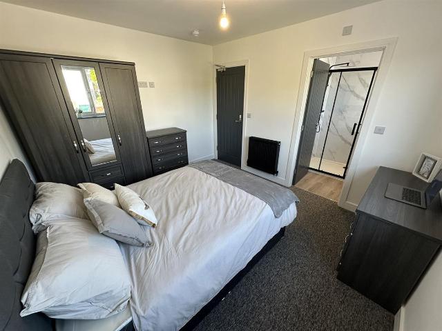 Charlton Road, Kingswood BS15, Room to rent, £850 pcm | PrimeLocation