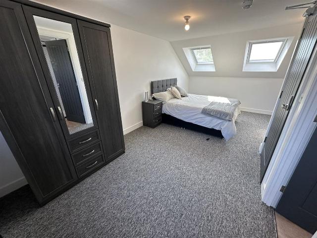 Charlton Road, Kingswood BS15, Room to rent, £950 pcm | PrimeLocation