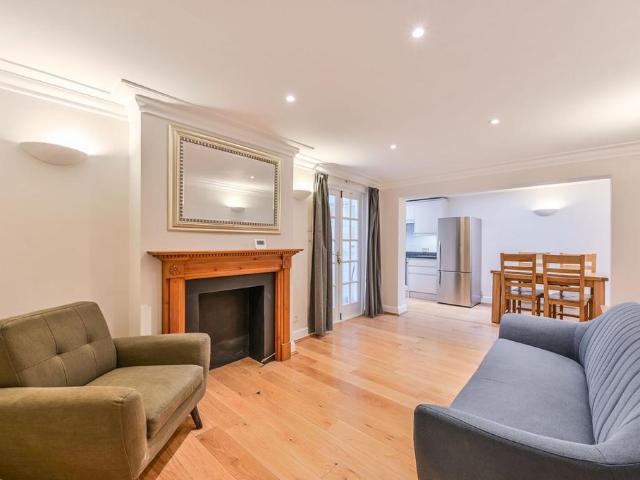 Charlwood Street, Pimlico, London, SW1V 2 bed flat to rent £2,800 pcm £646 pw