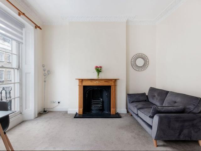 Charlwood Place, Pimlico, London SW1V, 1 bed flat to rent, £2,000 pcm | PrimeLocation