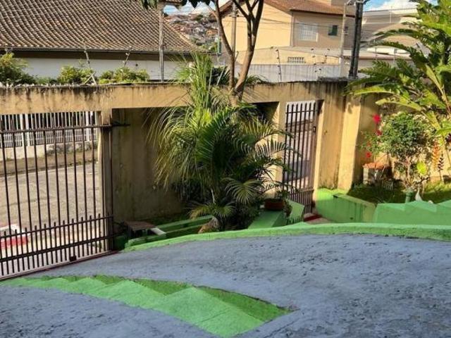 Charmosa Casa no Coração de Piedade Conforto e Elegância em Cada Detalhe