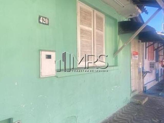 Charmosa Casa Bangalô à Venda no Caiçara, Praia Grande 1 Quarto