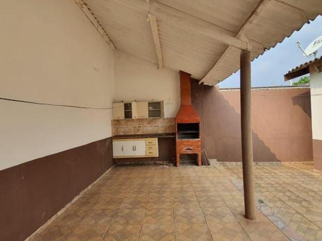 Charmosa Casa com Suite e Quintal no Ze Pereira