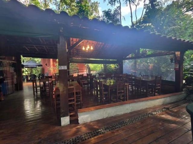 Charmosa Casa em condomínio no Park Imperial em Caraguatatuba