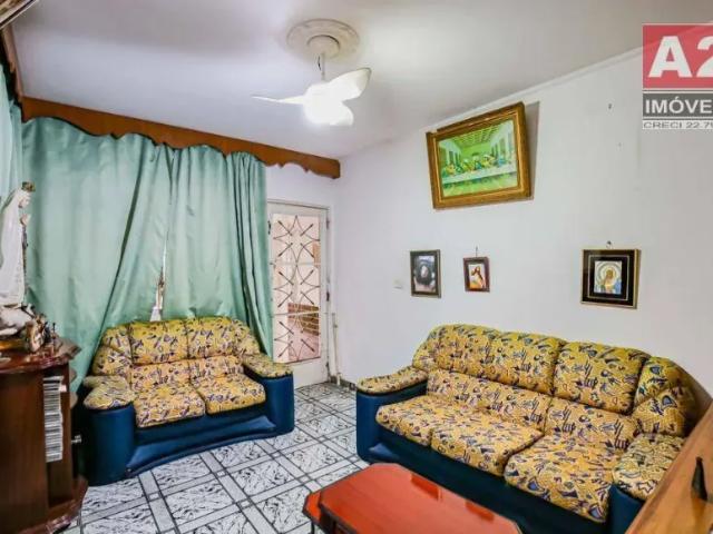 Charmosa Casa Térrea na Nobre Vila São Francisco
