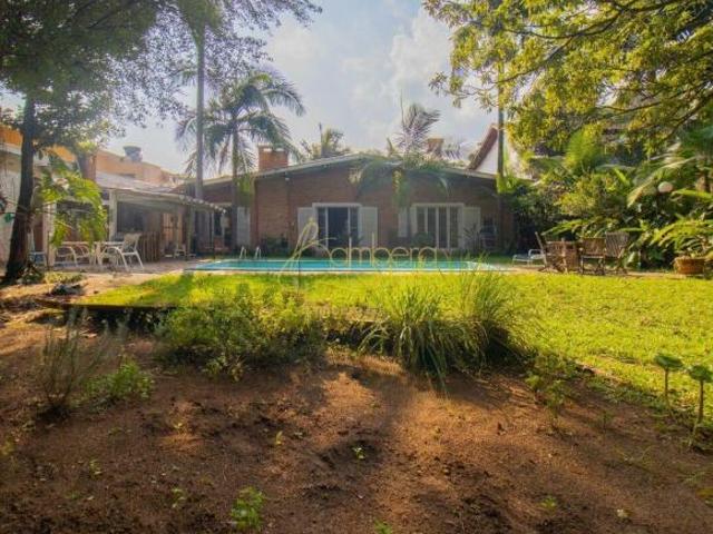 Charmosa casa térrea 4 dormitórios 6 vagas Brooklin Velho